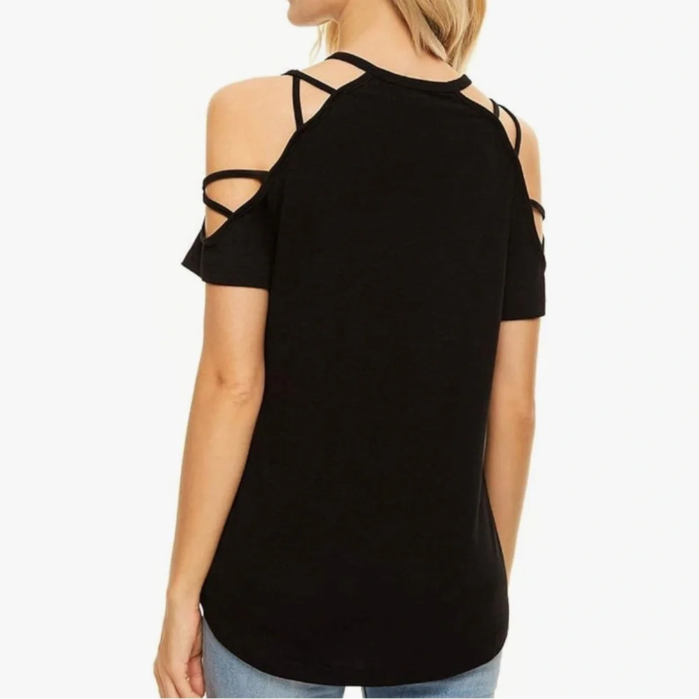 Fantastic Fawn | Tops | Fantastic Fawn Med Cold Shoulder E | Poshmark